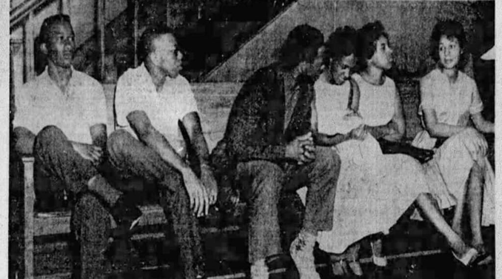 The Greenville Eight: The Sit-In That Integrated the Greenville (S.C ...